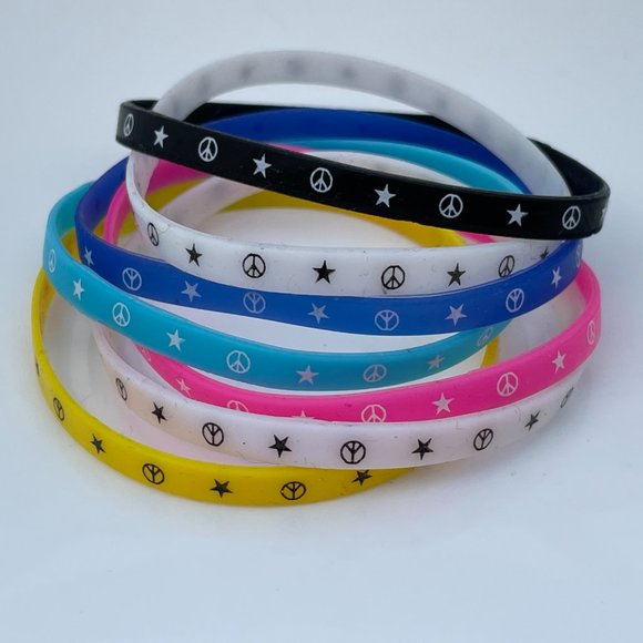 Jewelry | Bracelet Lot Of 6 Wrist Band Plastic Rubber Stretc | Poshmark